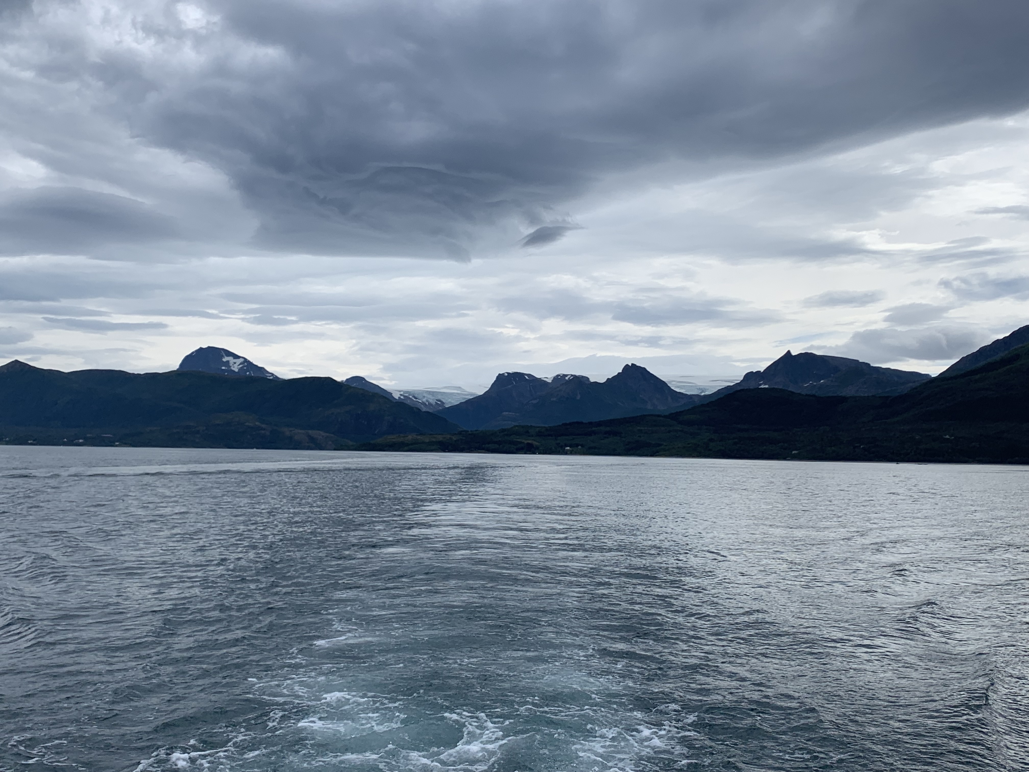 Svartisen til Bolga – Langs Norge med båt